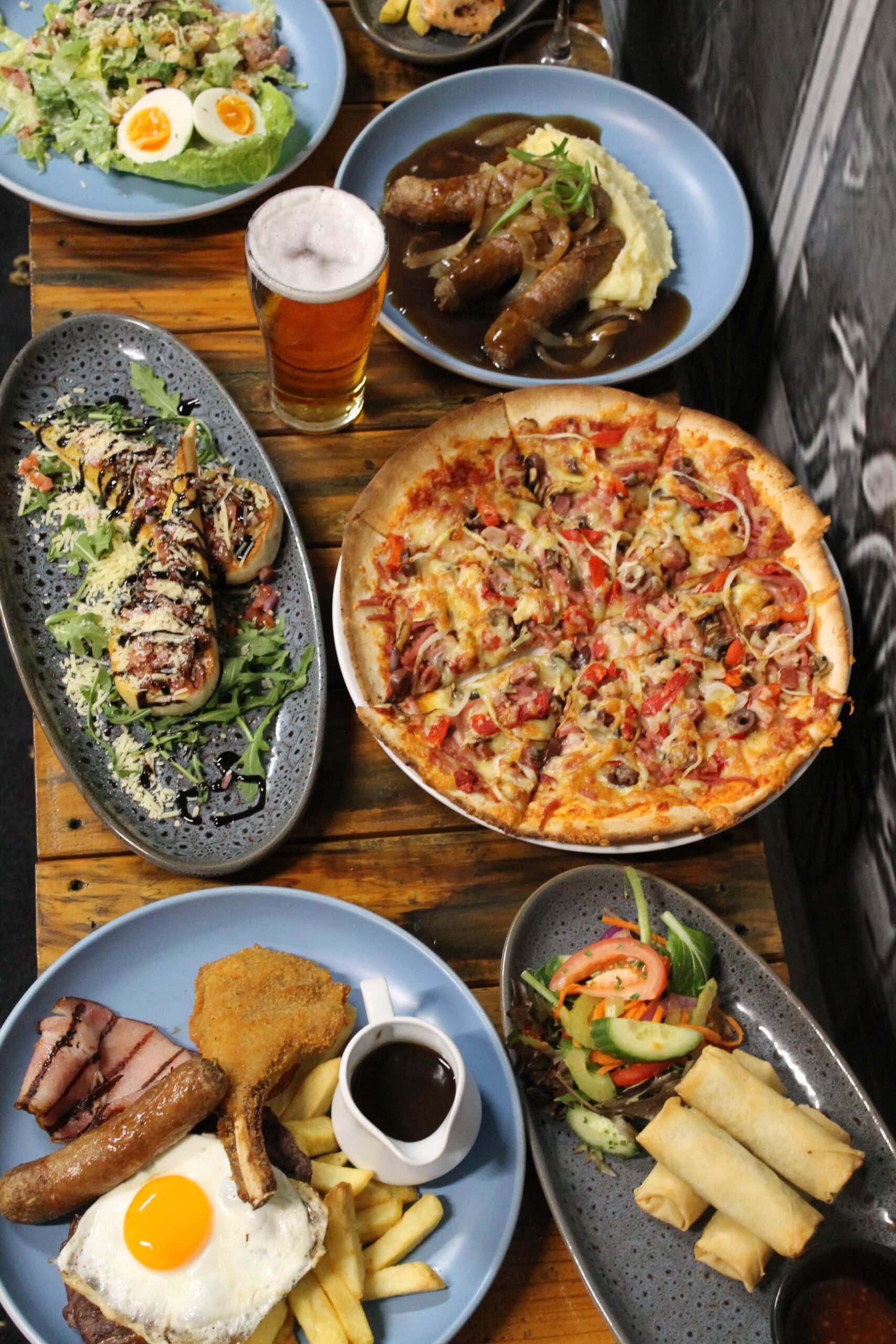 Menu | Riverina Hotel Holbrook | Holbrook Pub & Restaurant